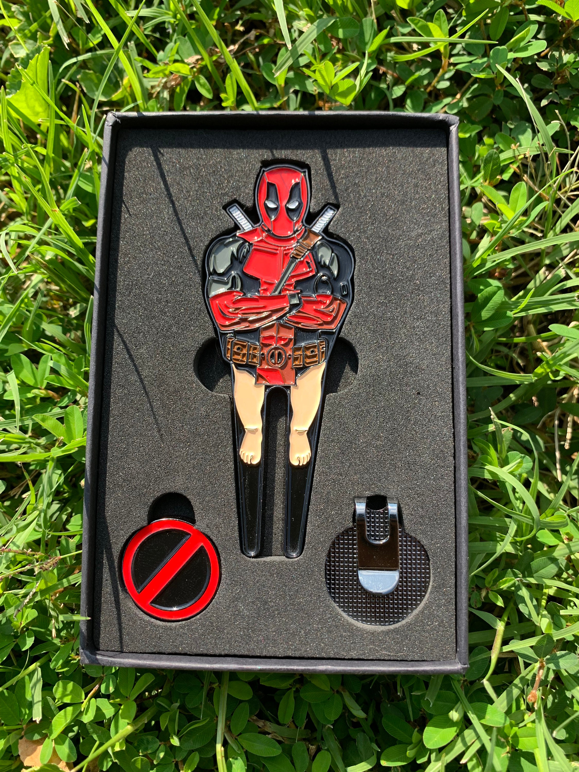 Golf Divot Tool & Ball Marker Set, Deadpool Inspired Christmas Gift for ...