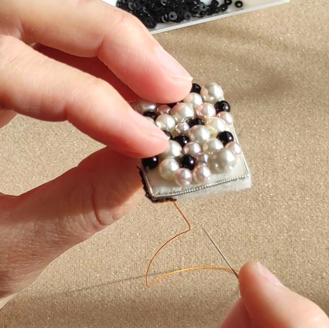 Tutorial to Edging With Sequins: DIY Sequin Edge Instructions, PDF ...