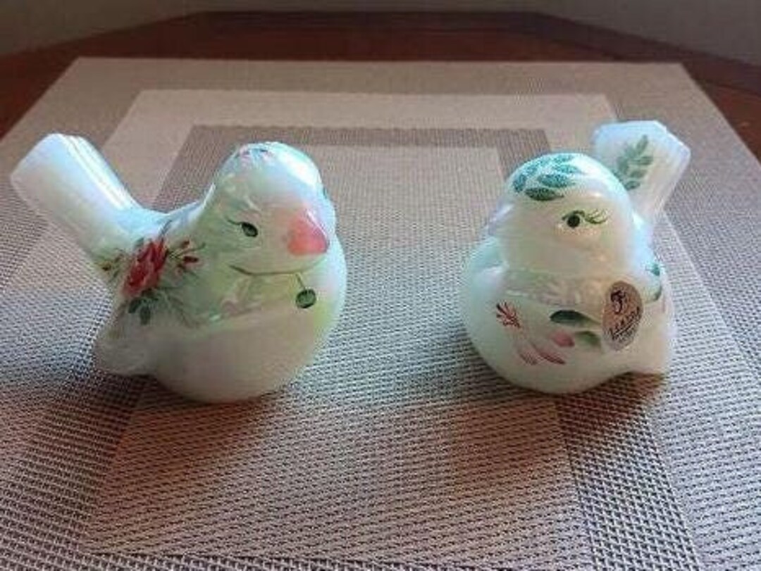 Two Iridescent Fenton Birds W/sugar EUC - Etsy