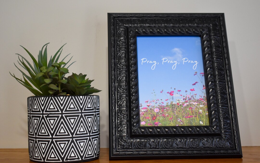 Printable Pray Pray Pray Sign 5x7 - Etsy