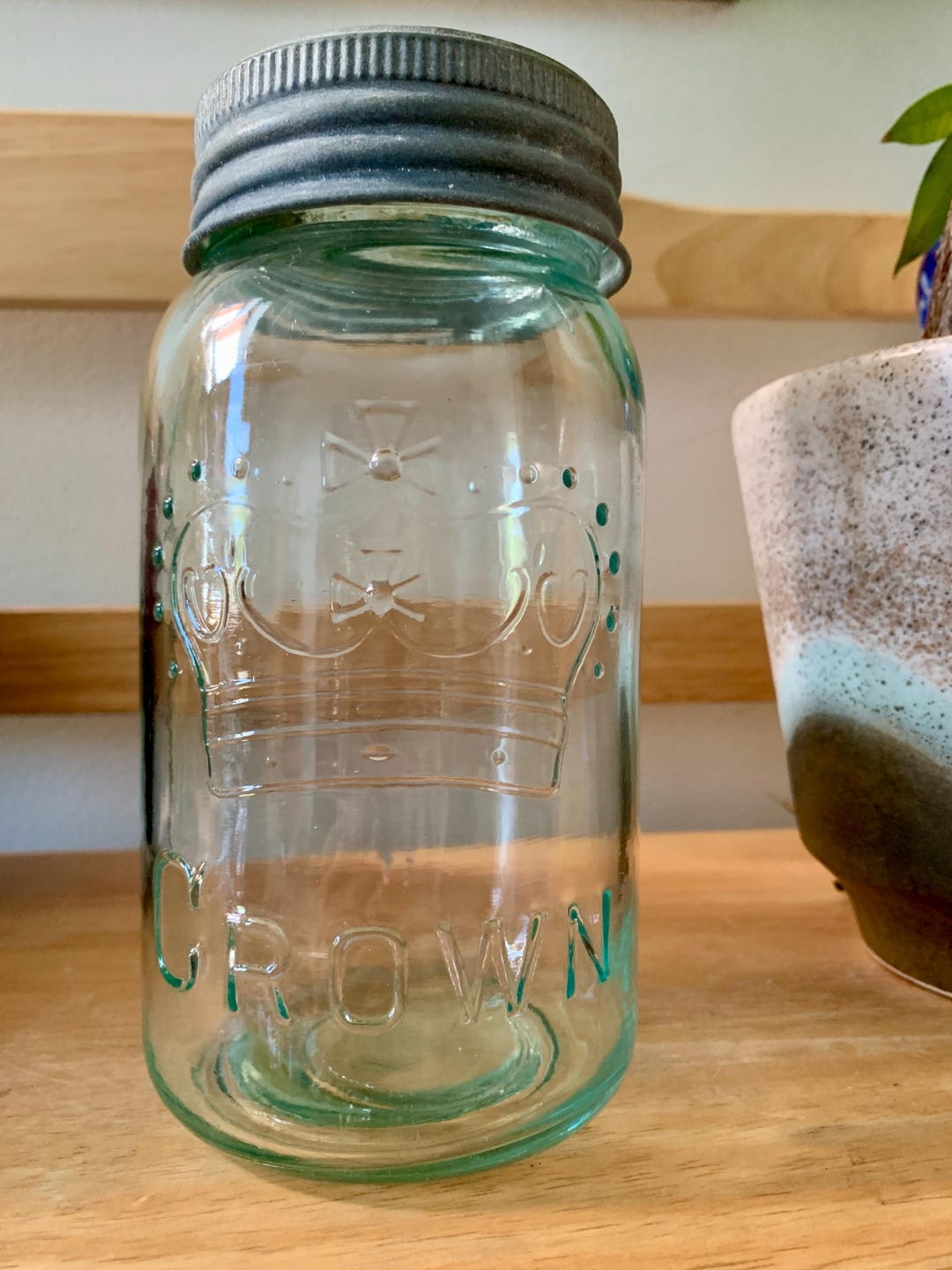 Antique 7 1/4”x 3 1/2” Undated Green/cyan CROWN Qt 7 Pearl Canning ...