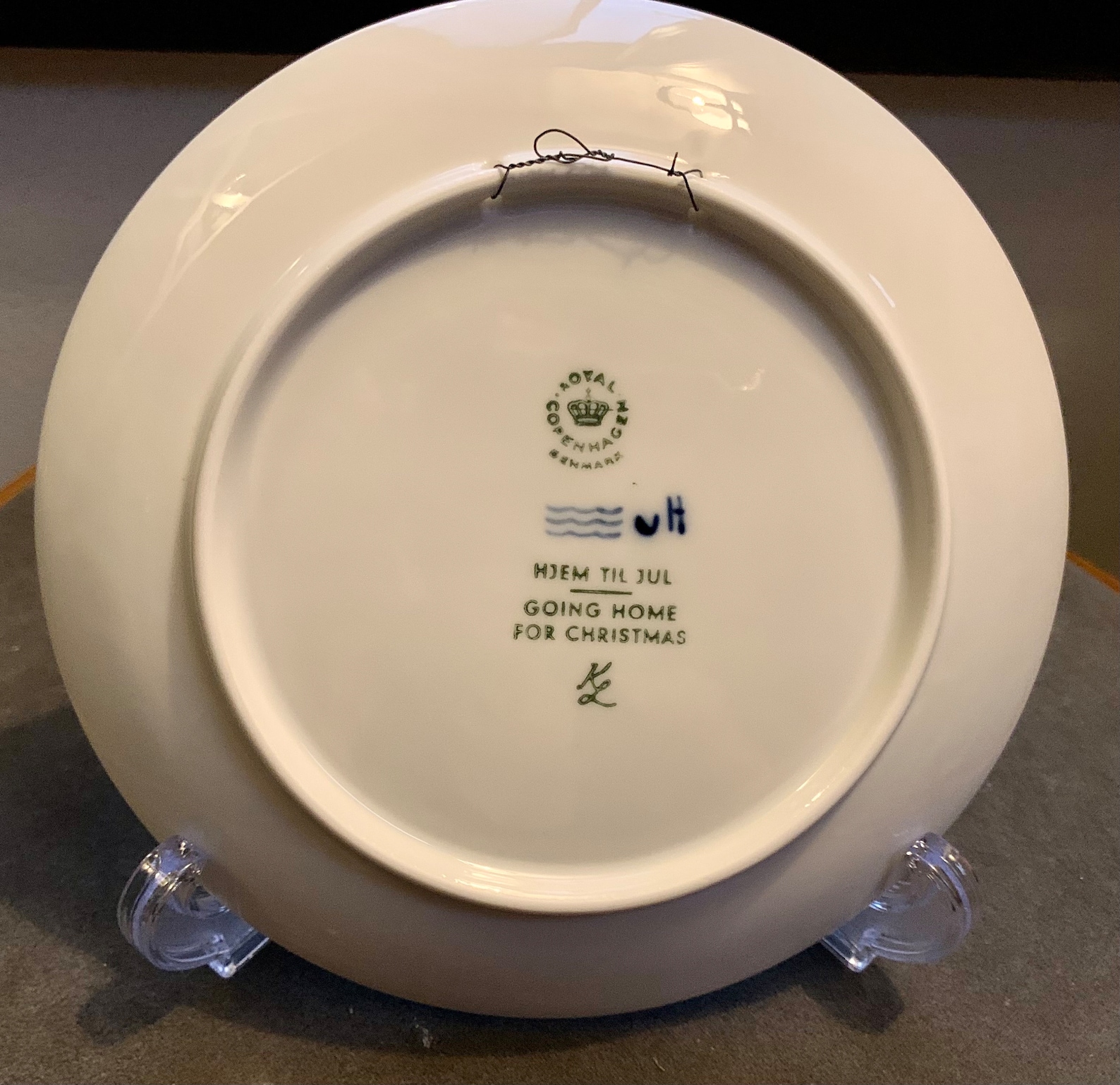 Vintage 7 1/4” Porcelain Xmas Plates Made in Denmark by ROYAL ...