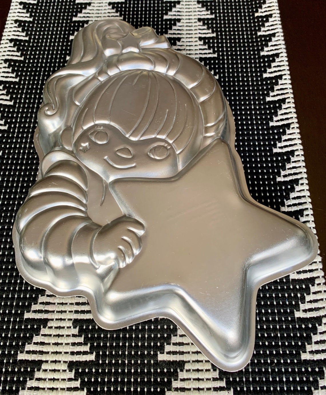 Vintage 1983 HALLMARK CARDS Inc WILTON Rainbow Brite W/star 15 1/4”x 11 ...