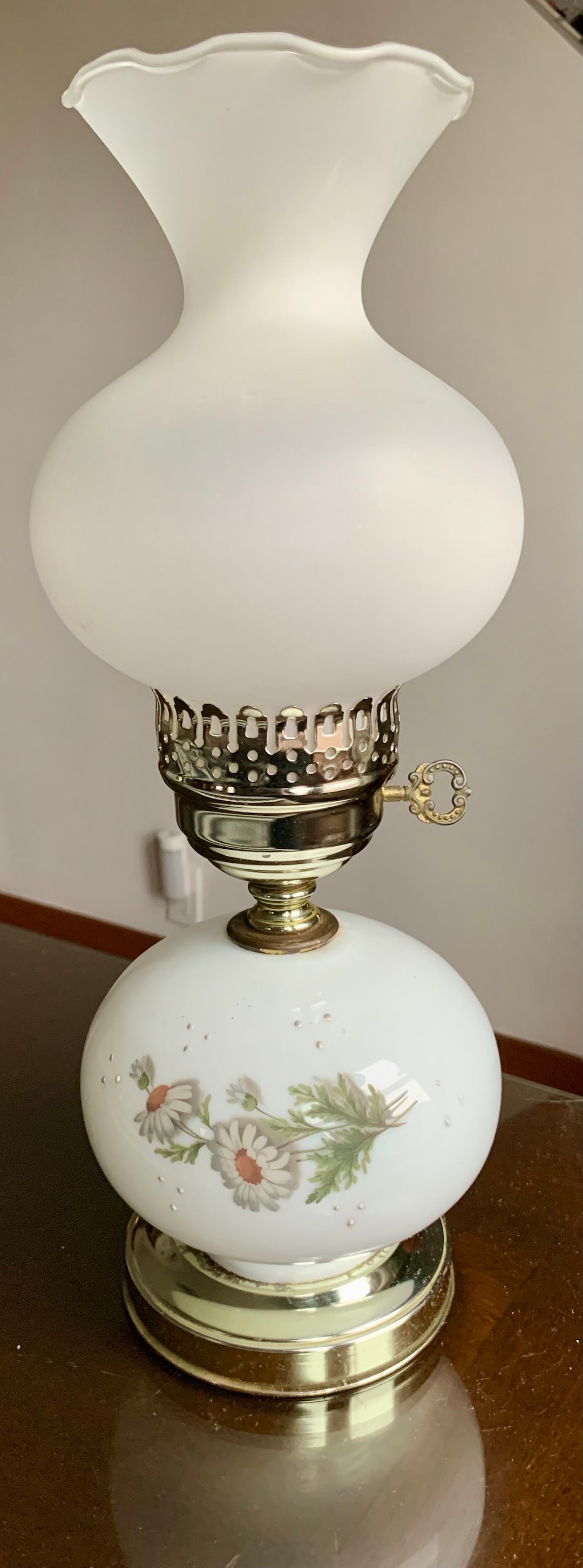 Unique Vintage 15 3/4x 5 1/2 Double Globe Parlour Style Tri-light ...