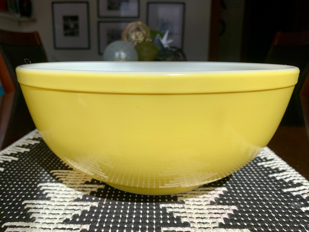 THE Original 1946 Unnumbered worlds Most Famous Mixing Bowl 10 1/4 ...