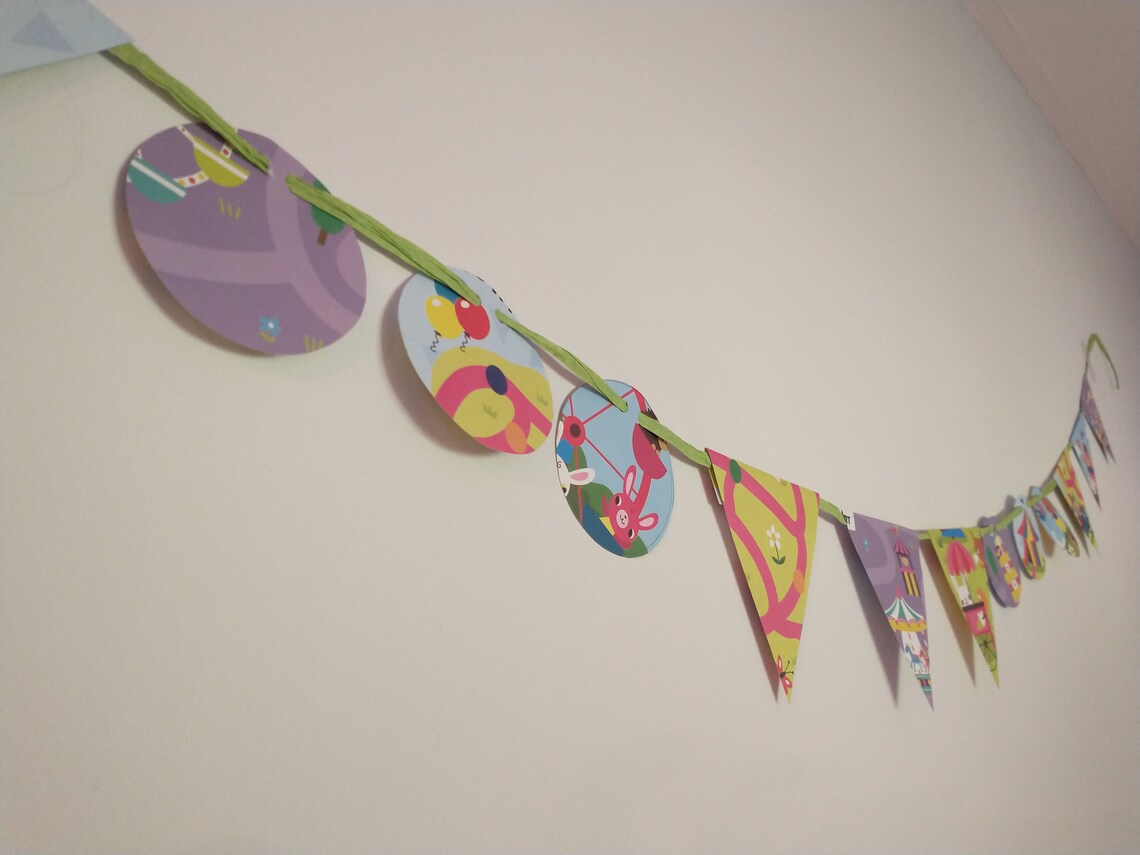 Paper Bunting Fairground Theme. Repurposed / Recycled Children's Book ...