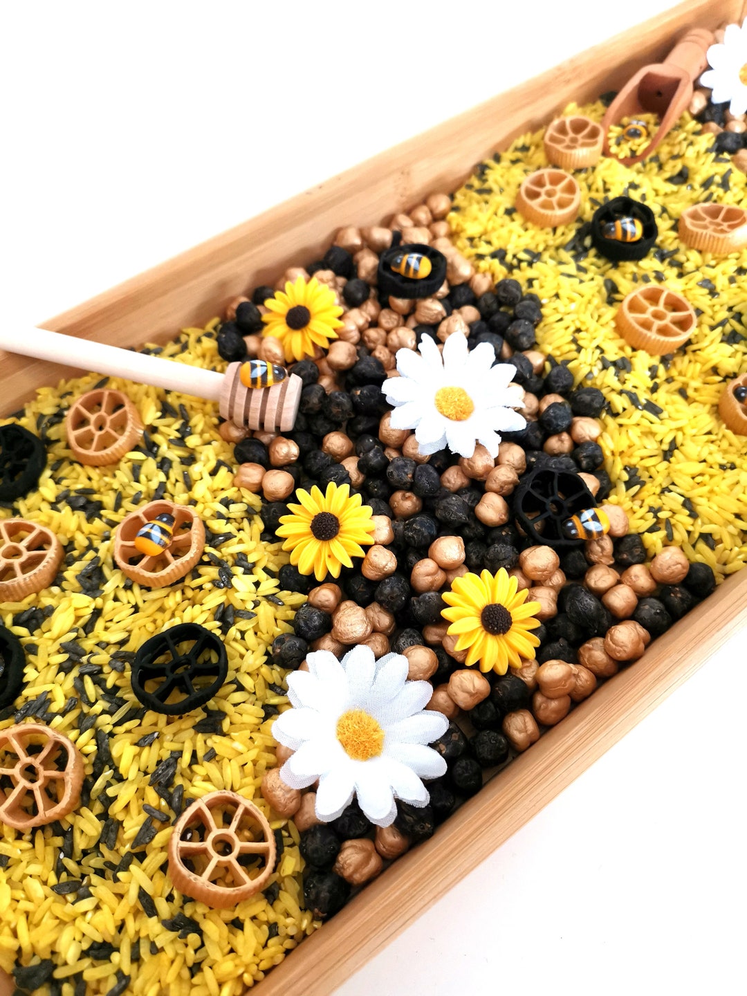 Bee Sensory Bin/ Nature Tray/ Insect Play/messy Play/ Tuff Trays/ Chick ...