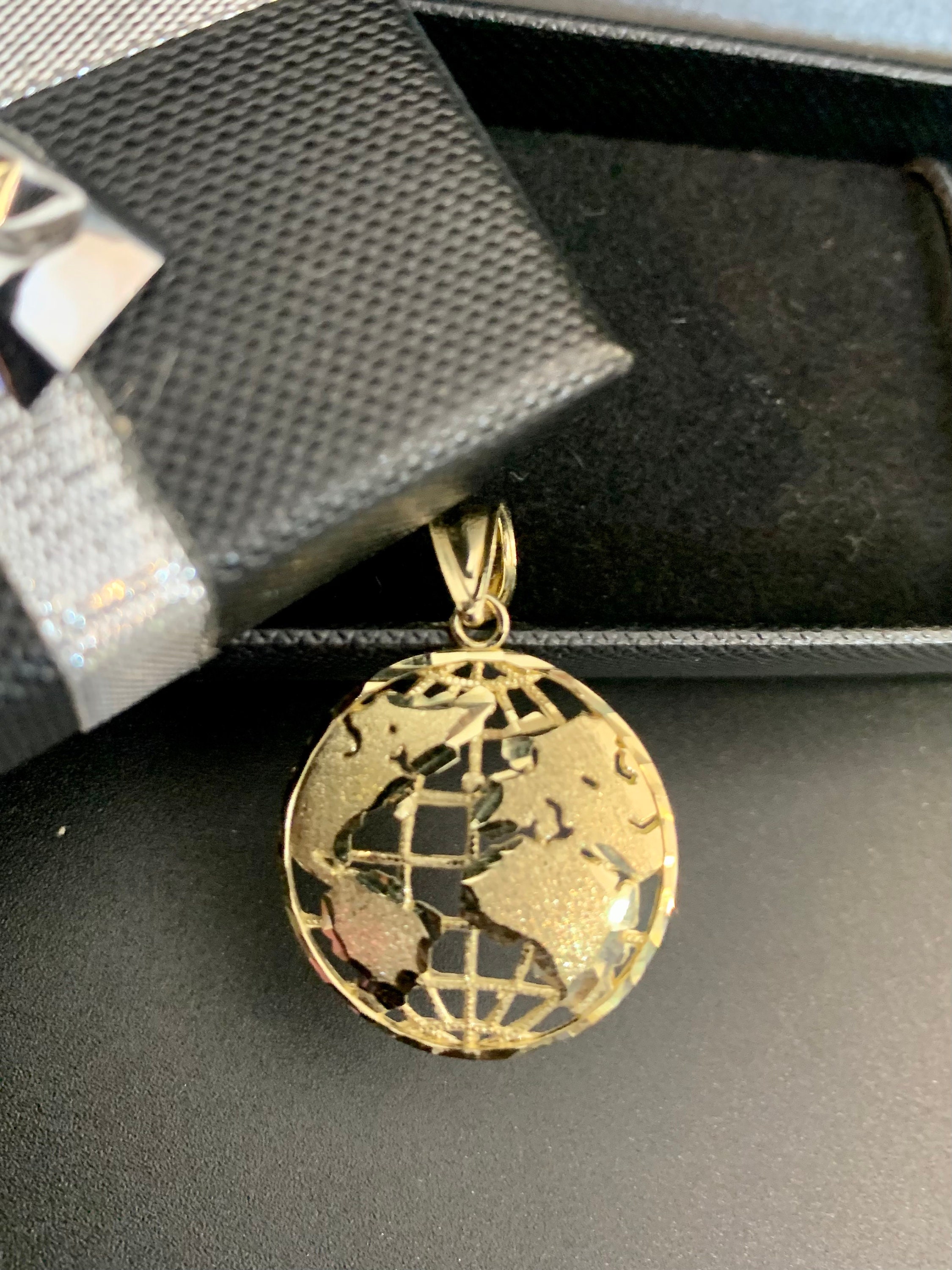 10K Gold Round World Map Pendant, Solid Gold Earth Globe Charm, Real ...