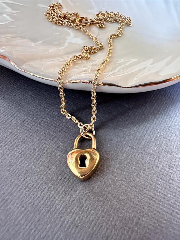 Dainty Gold Heart Lock Necklace: Stainless Steel Padlock Pendant - Etsy