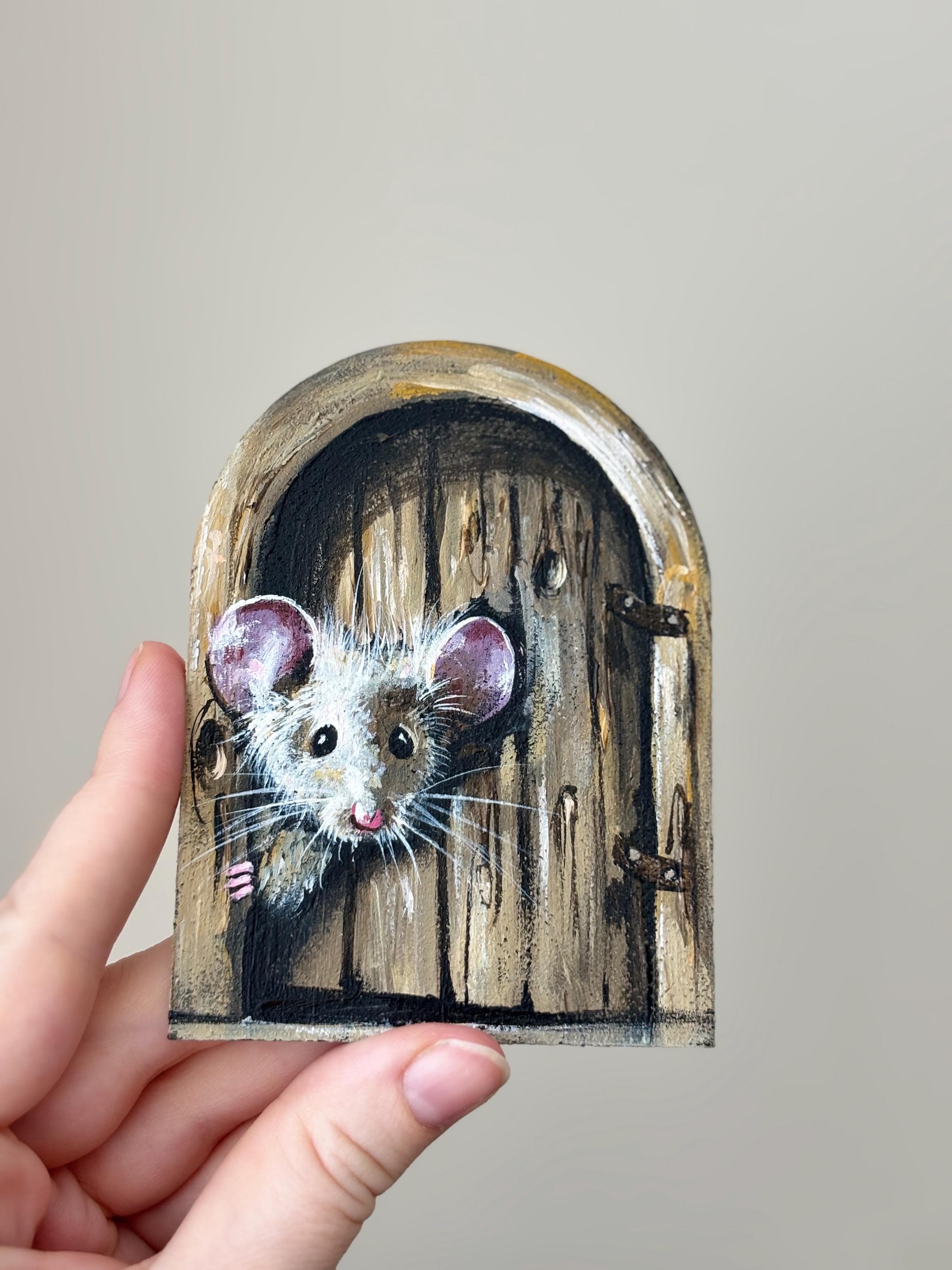Small Painting of a Mouse Wall Decor Mouse House Bookshelf Decor Gift ...