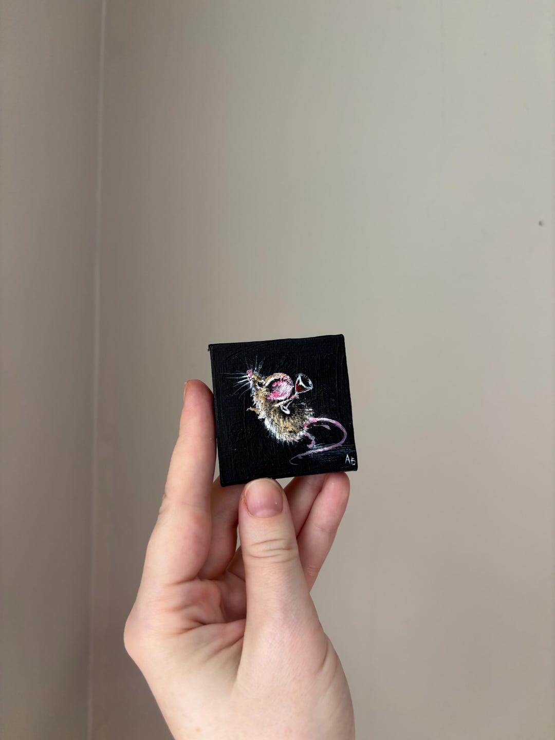 Mini Painting Mouse Acrylic Painting 2/2 in Small Painting on Bookshelf ...