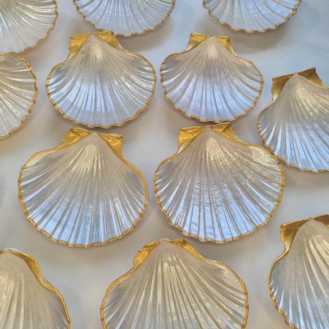 Beach Theme Wedding Favors Gold and Pearl Shells X50 Shells - Etsy