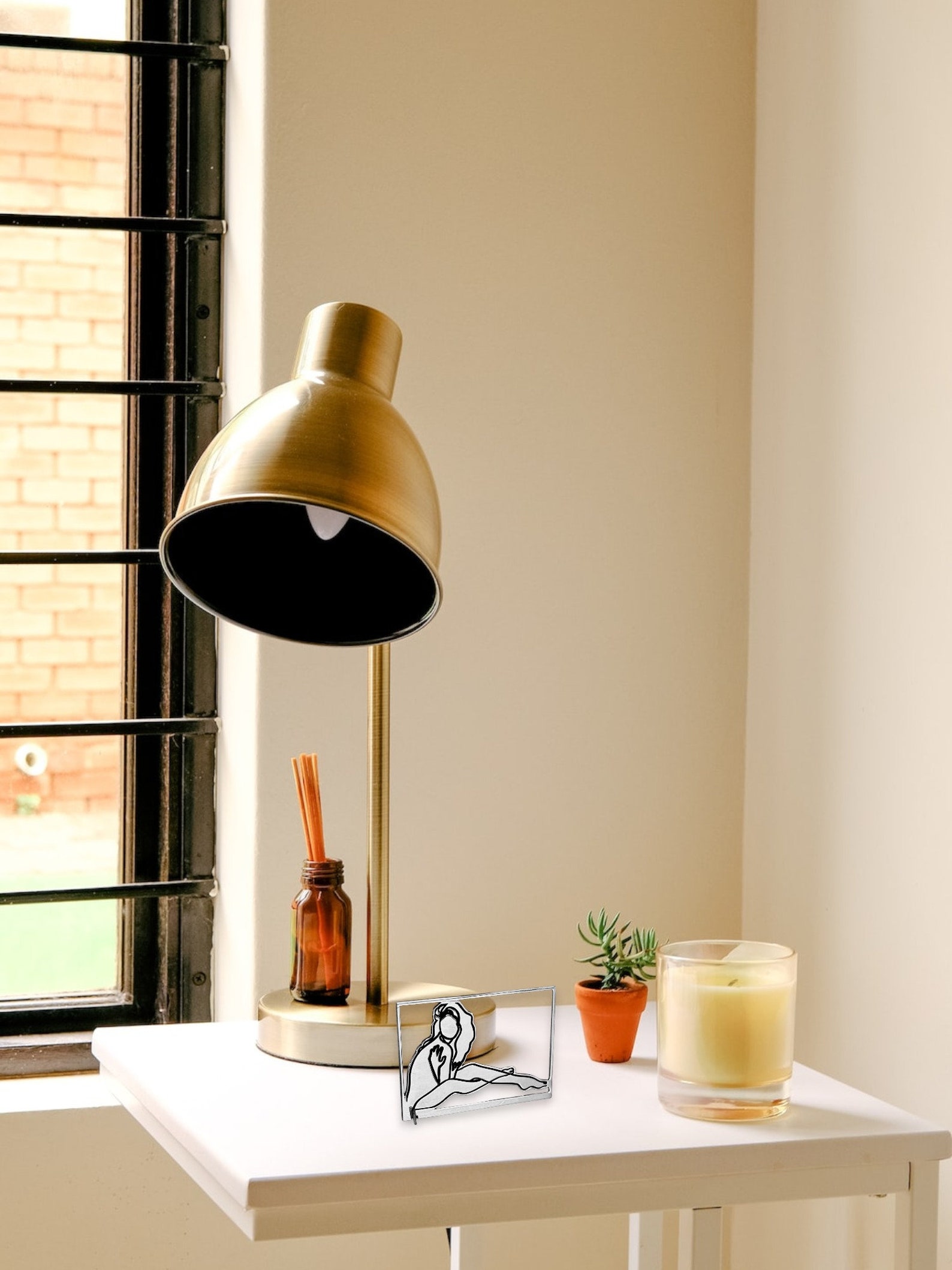 Naked Laying Female Body Tabletop, Female Body Sculpture, Women Naked ...