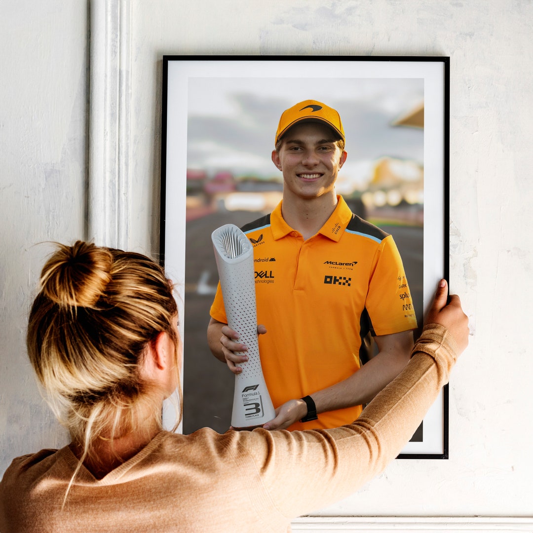 Formula 1 Oscar Piastri Poster Print Mclaren F1 Rising Star Canvas Wall ...