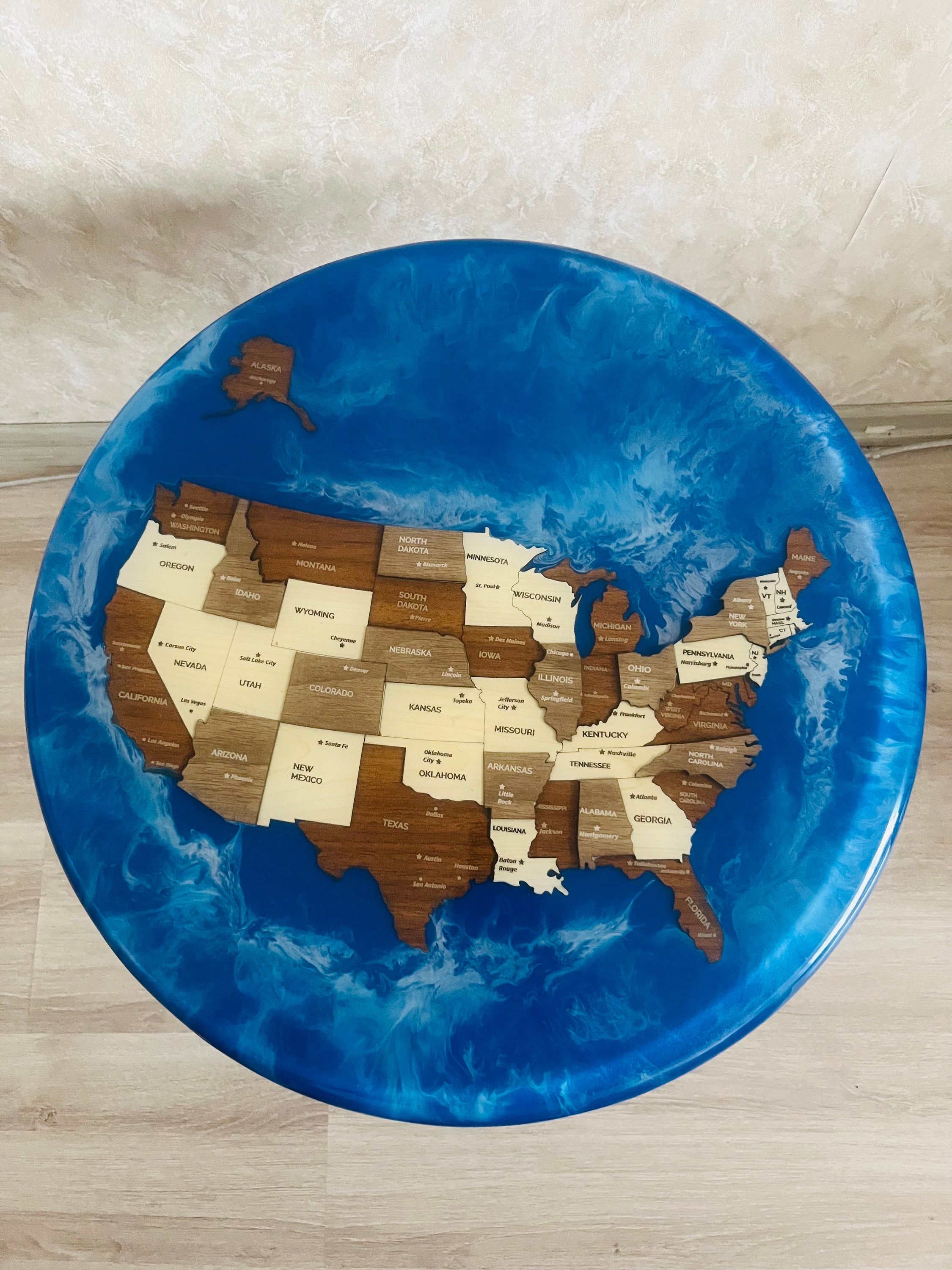 20" Epoxy Round End Table With USA Map | Rustic Country Map Resin ...