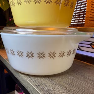 Vintage PYREX Town and Country SET of 3 Covered Casserole Dishes ...