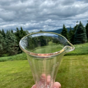 Antique Apothecary 8 Oz Measuring Glass - 1/2 Pint Clear Glass Pharmacy ...