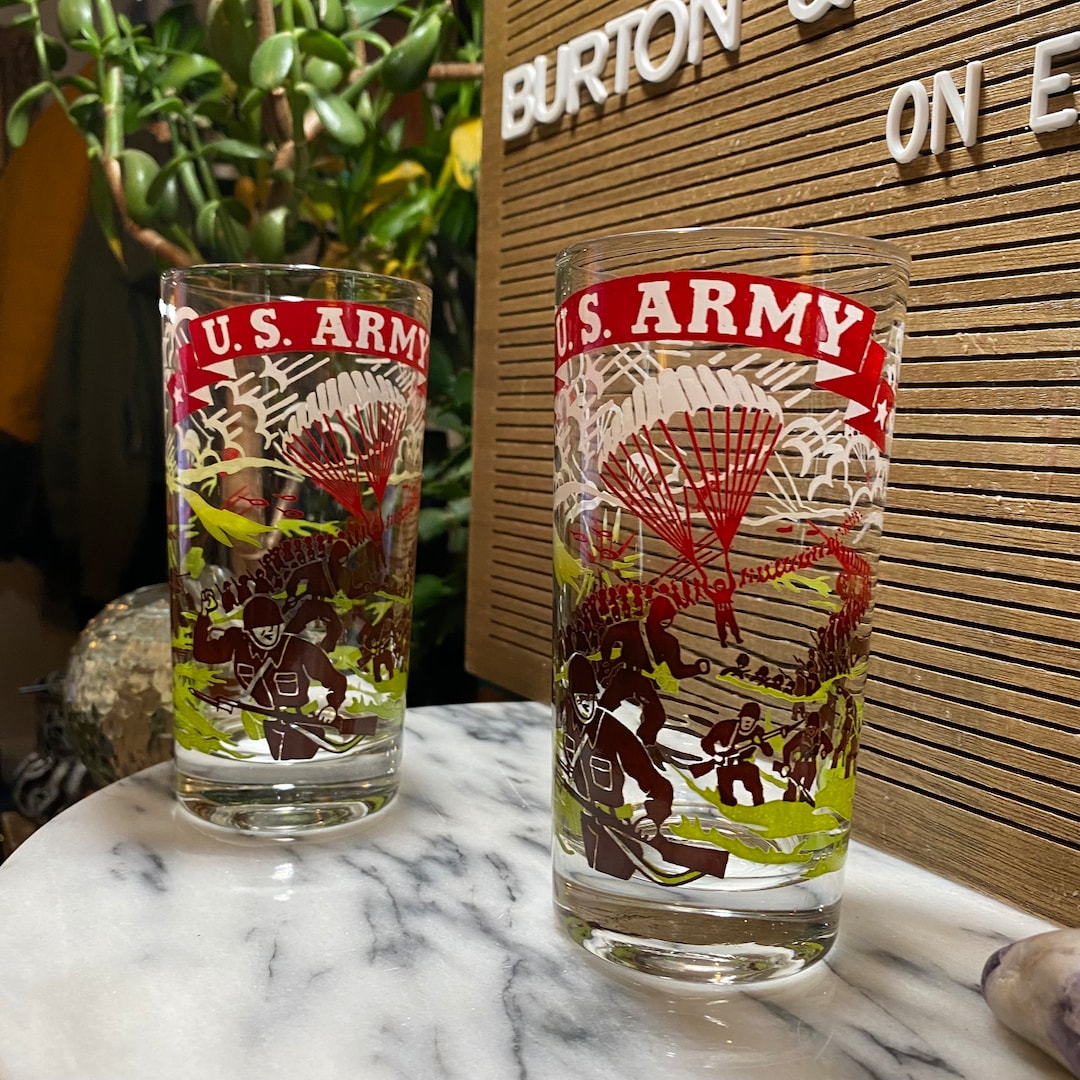 Vintage US Army Paratrooper Drink / Beer Glasses Set of 2 Federal Glass ...