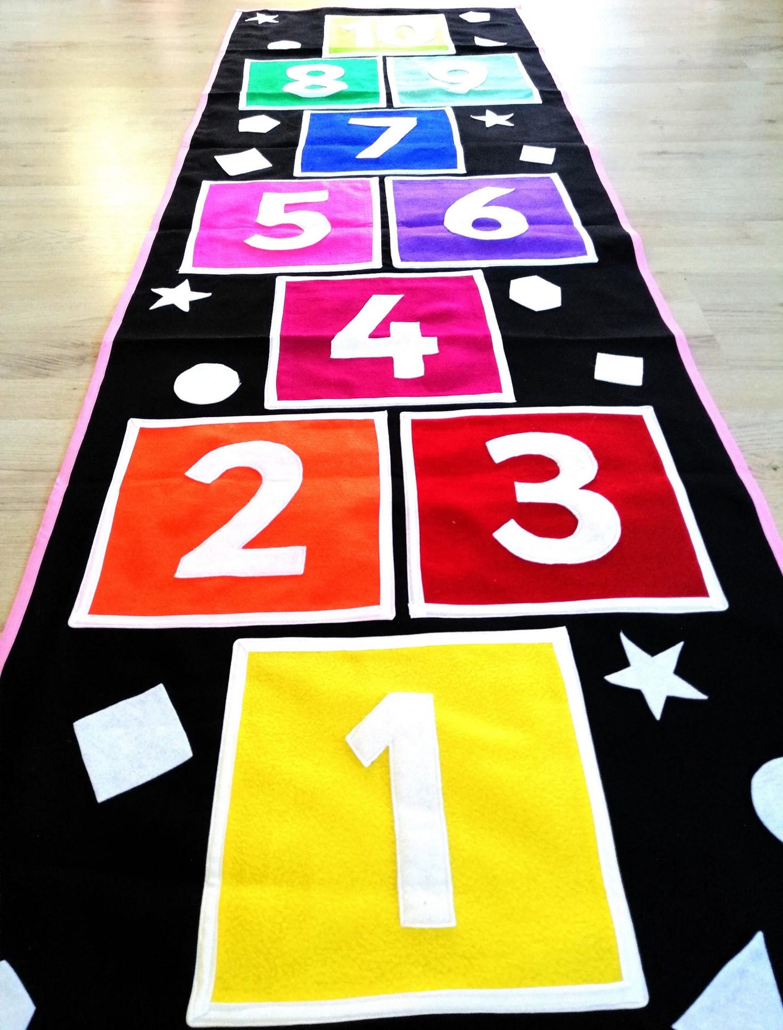 Felt Hopscotch Play Mat Set – Indoor Fun for Kids and Family, Perfect ...