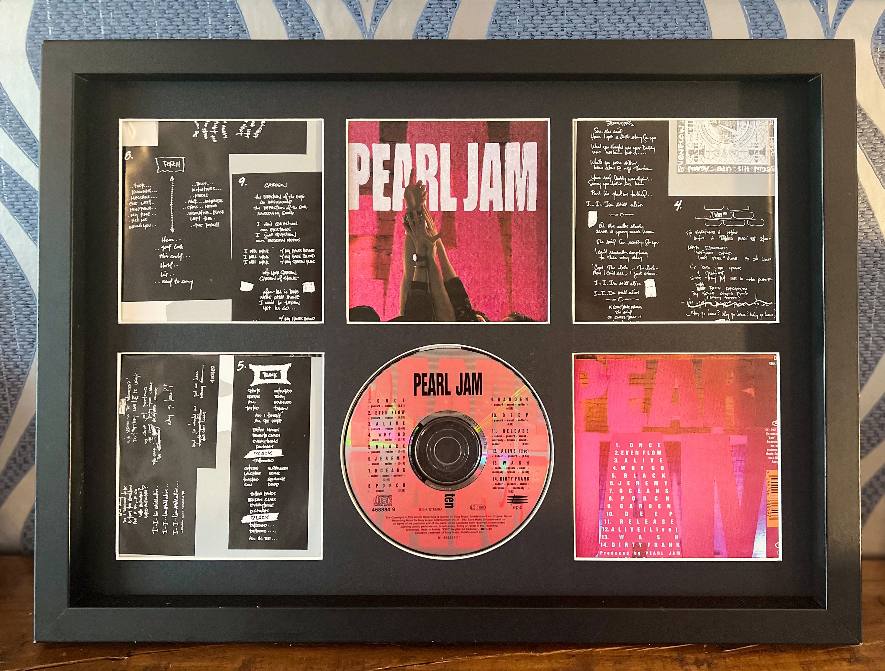 Pearl Jam | Ten | CD Wall Display | Frame Not Included | - Etsy