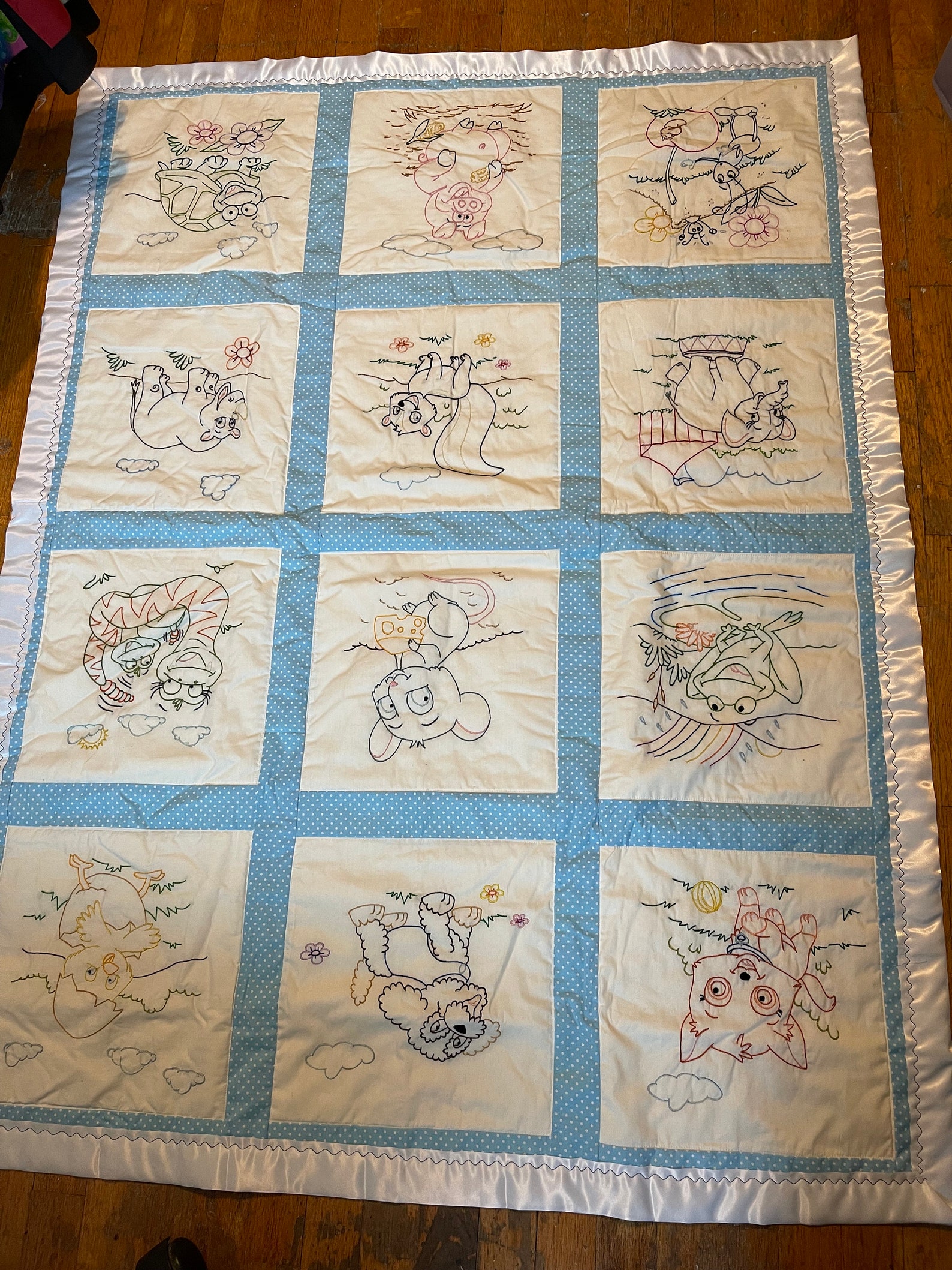 Hand Embroidered Baby Quilt - Etsy
