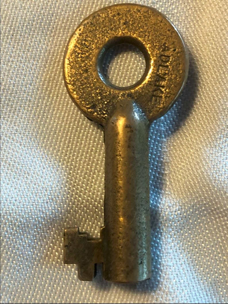 Vintage Brass Hollow Railroad Key ELRR - Etsy