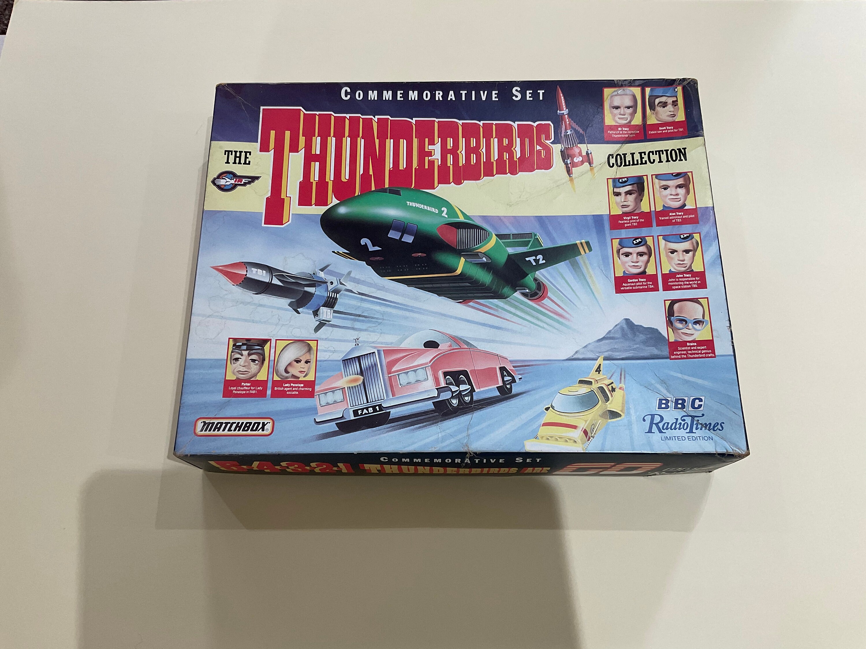 Thunderbirds Commemorative Set Contains Thunderbirds 1,2,3,4 and Fab 1 ...