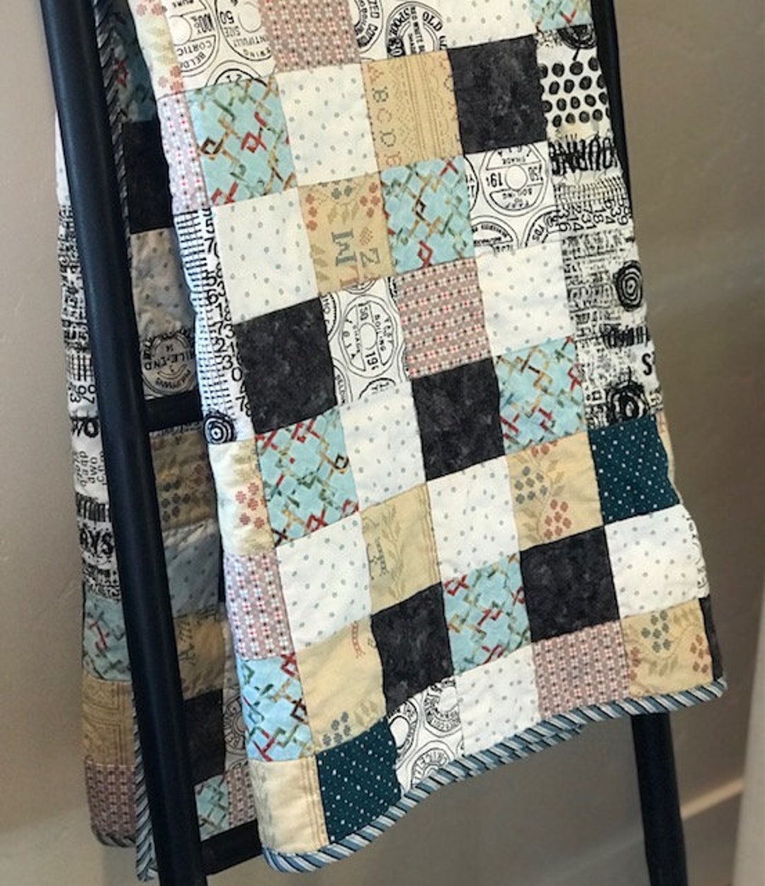 Lap Quilt, Contemporary Design, Seth Apter Fabric, Handmade. 41 X 53 - Etsy