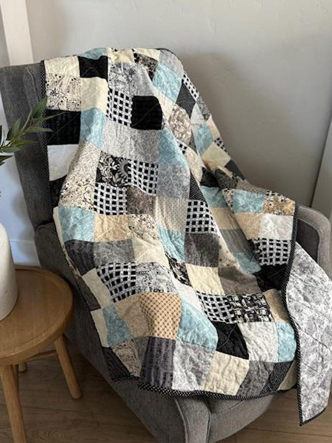 Modern Quilt / Quilted Throw / Handmade. 52 X 52 - Etsy