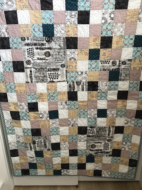Lap Quilt, Contemporary Design, Seth Apter Fabric, Handmade. 41 X 53 - Etsy