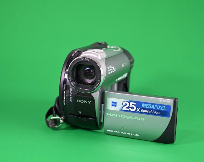 Sony Handycam DCR-HC308 Vintage Camcorder Mini DVD Vídeo Camera Early ...