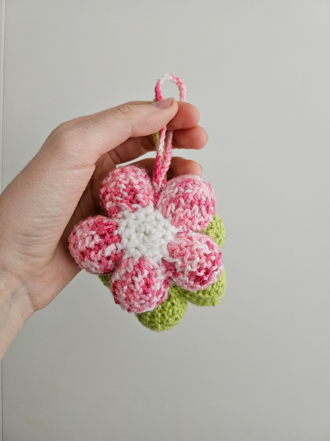 Crochet Puff Flower Keychain - Etsy