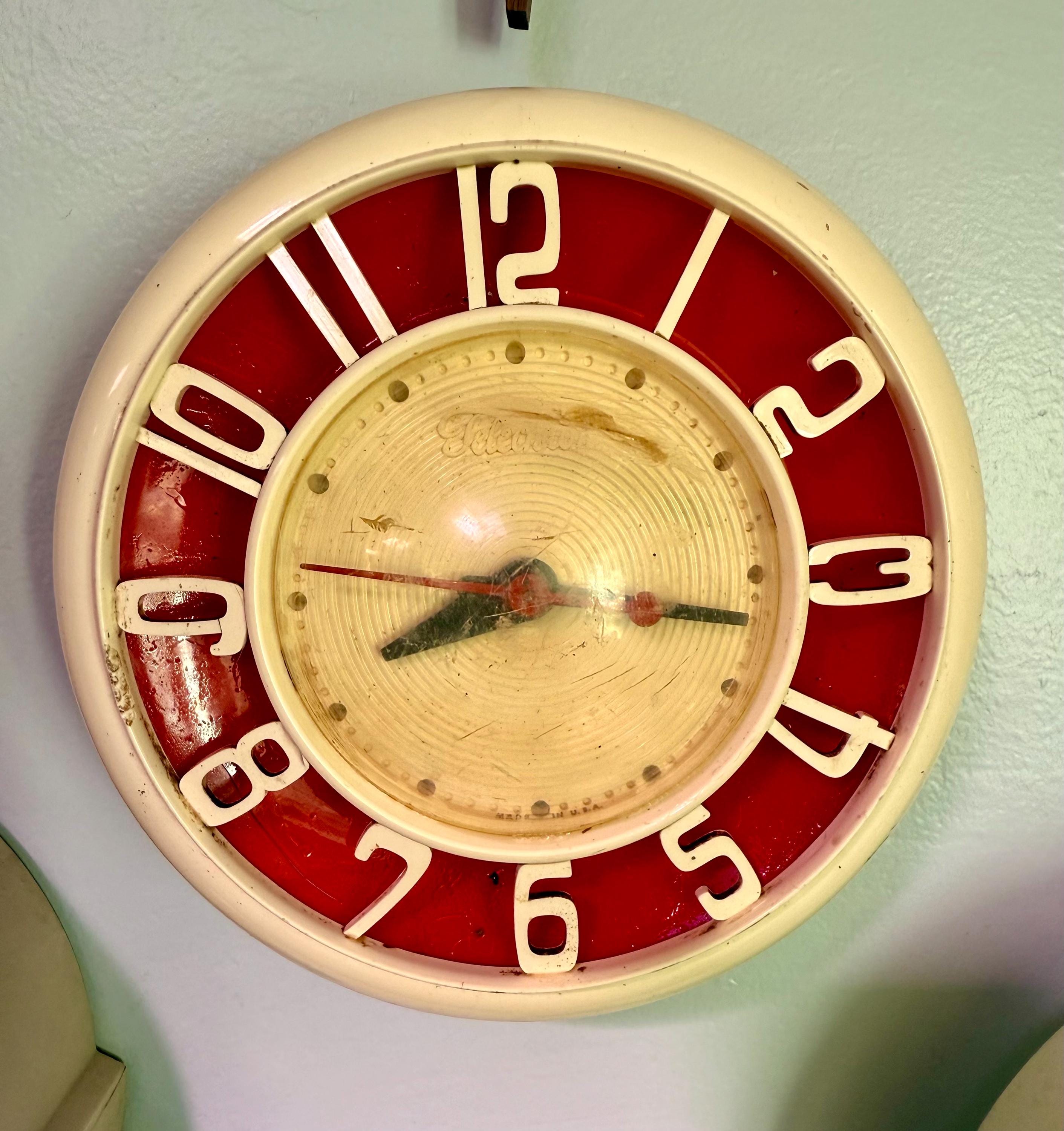 Vintage MCM Wall Clocks Set, Lucite Faces, Display Decor - Etsy