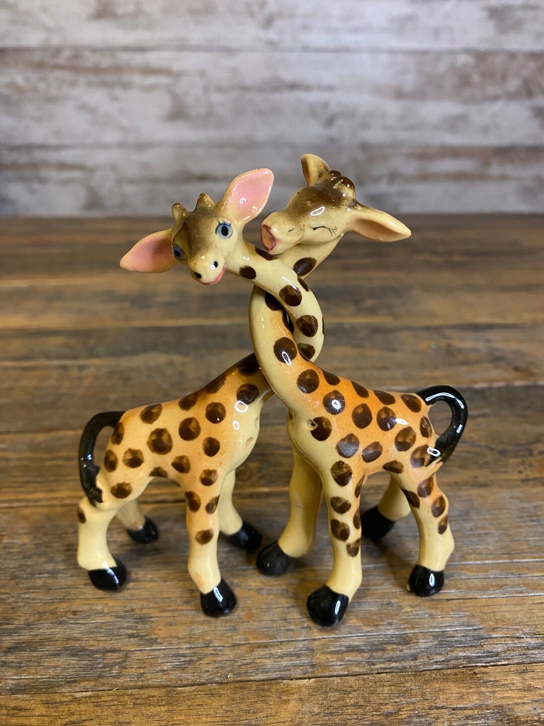 Vintage Neck Hugging Entwined Giraffe Ceramic Salt and Pepper Shakers ...