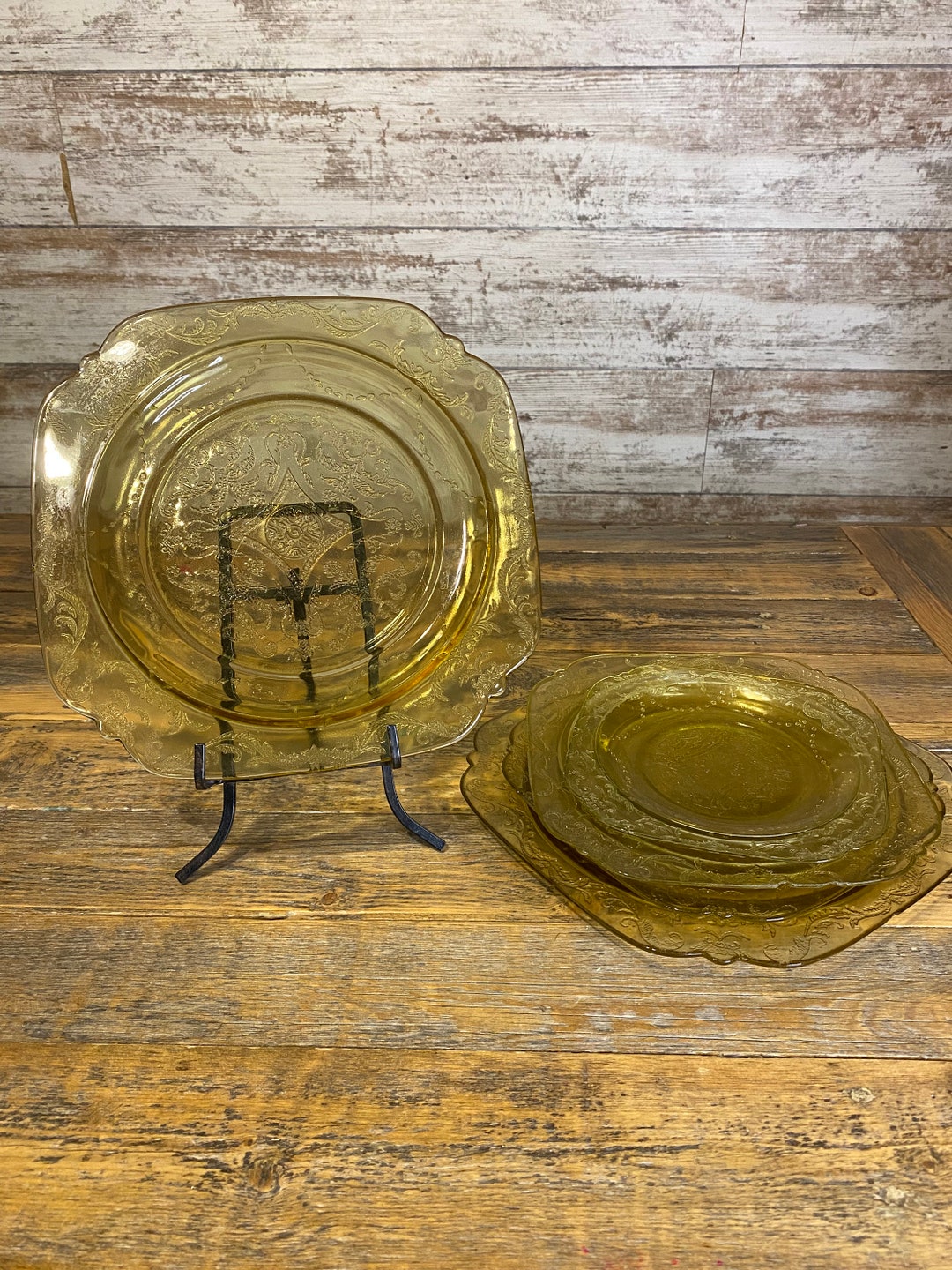 Set of 5 Vintage Yellow Depression Glass Plates - Different Sizes - 9 ...