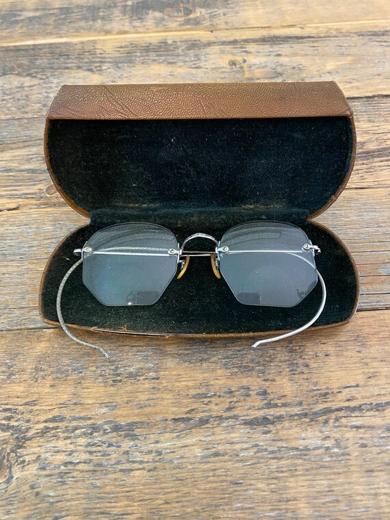 Vintage Rimless Eyeglasses Antique Gem