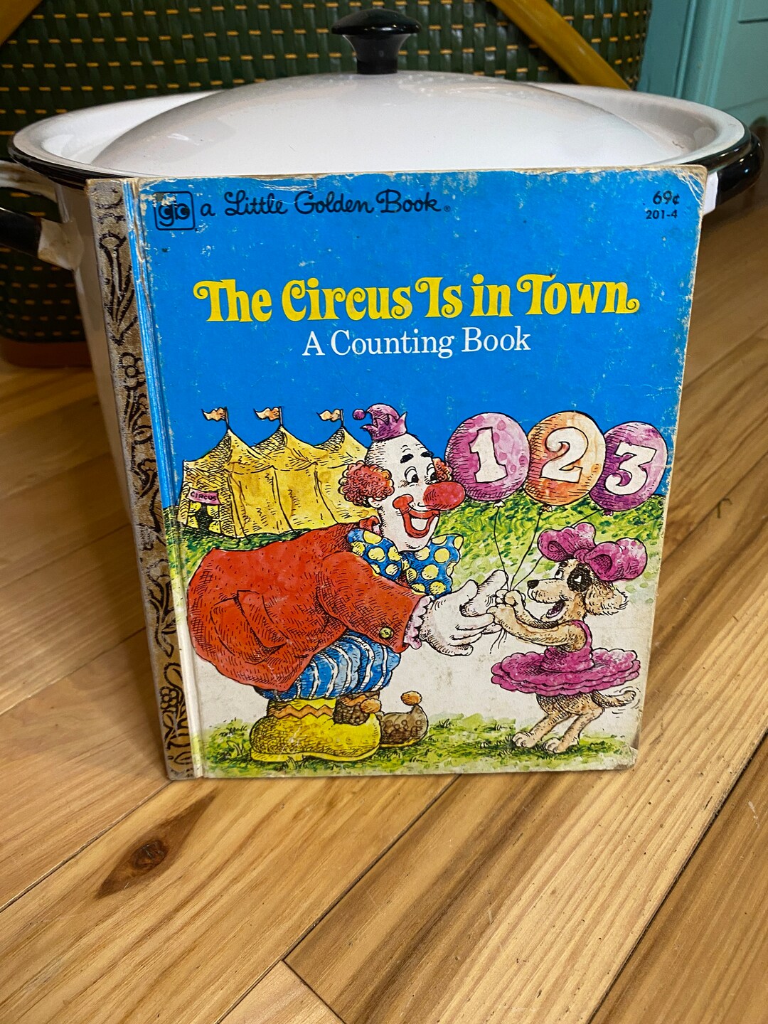 The Circus is in Town A Counting Book 201-4 Little Golden Book 1978 ...