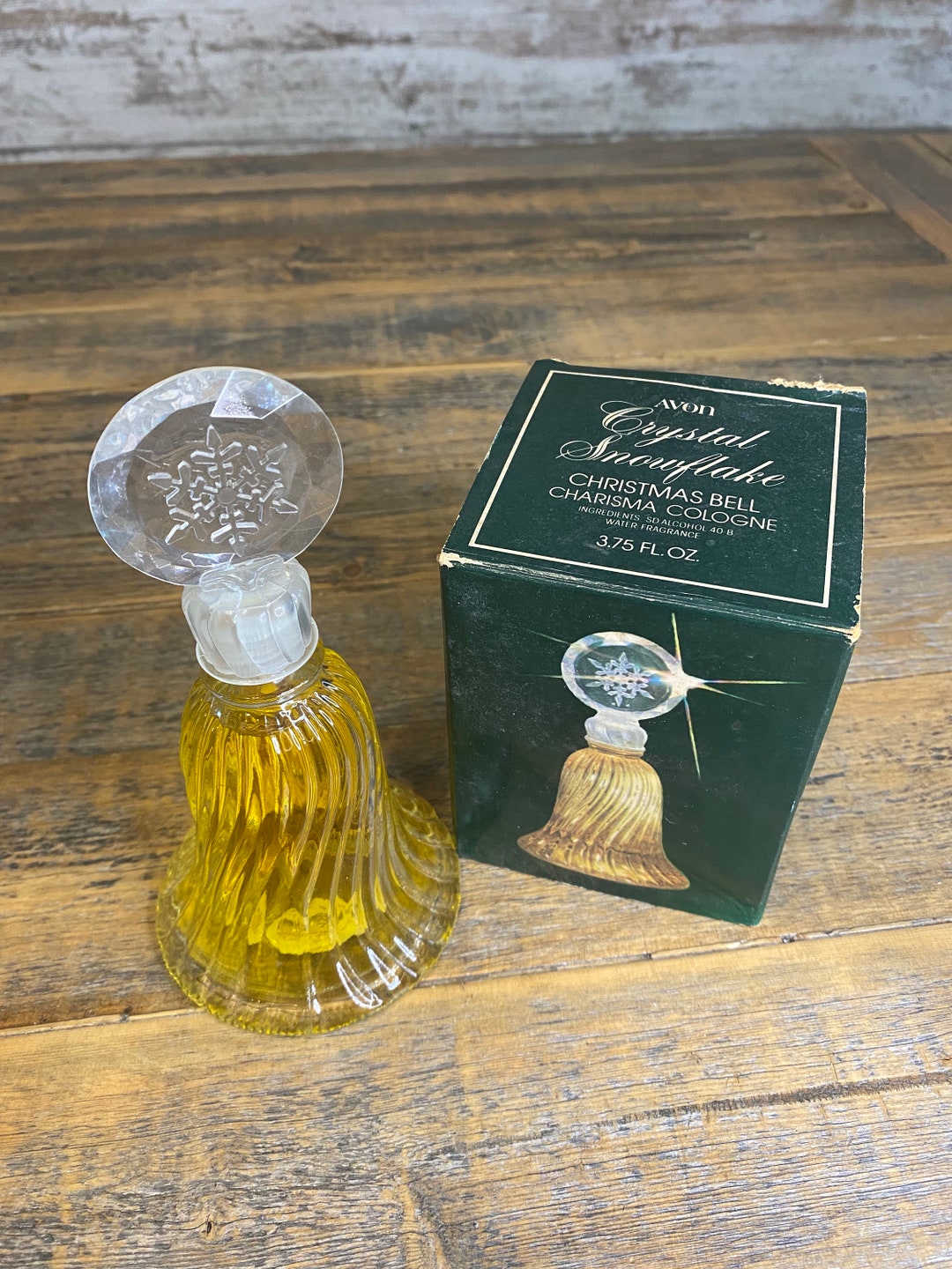 Vintage Avon Crystal Snowflake Christmas Bell Charisma Cologne Perfume ...