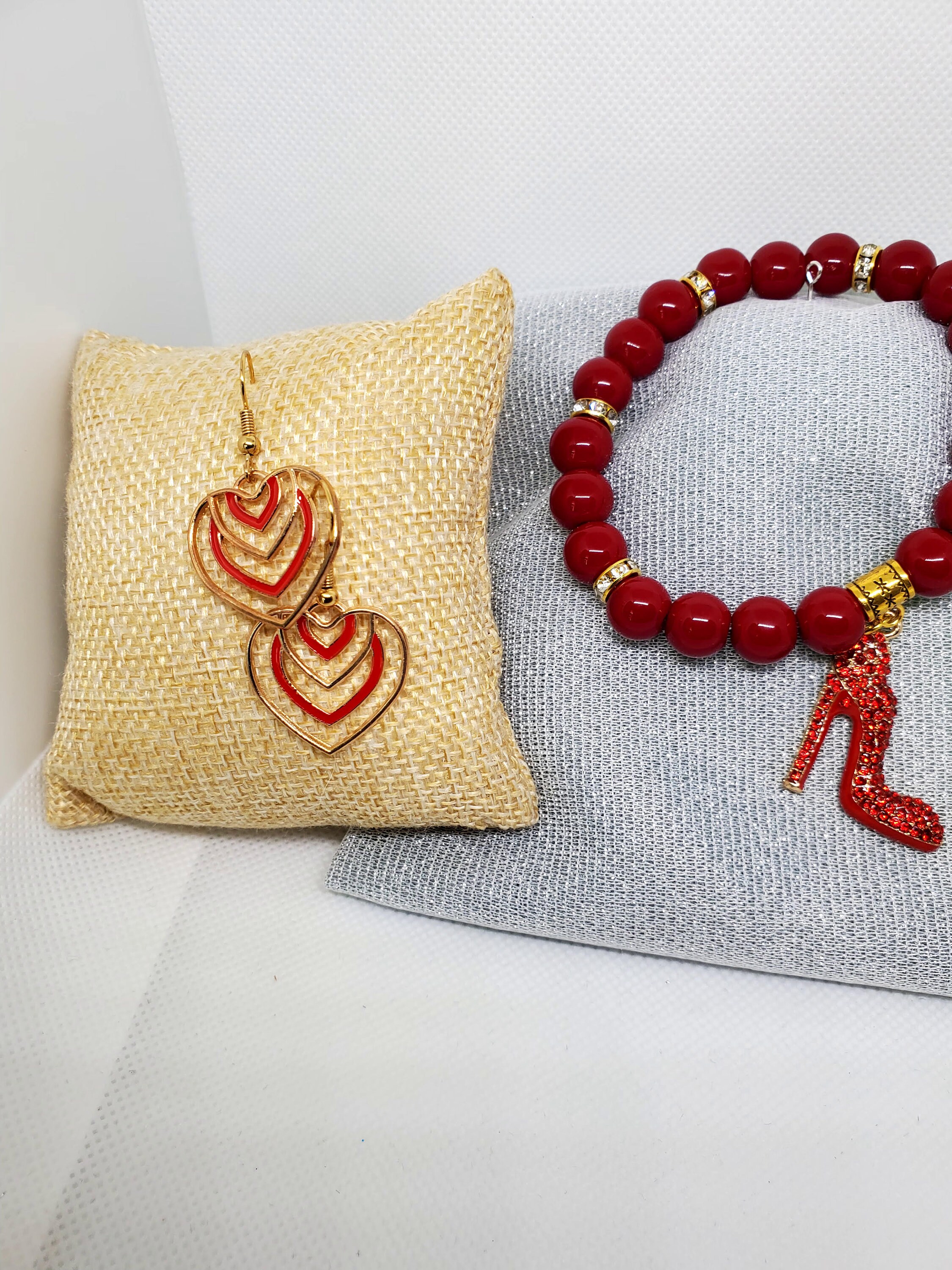 Diva Red Shoe Charm Bracelet With Heart Earrings. - Etsy