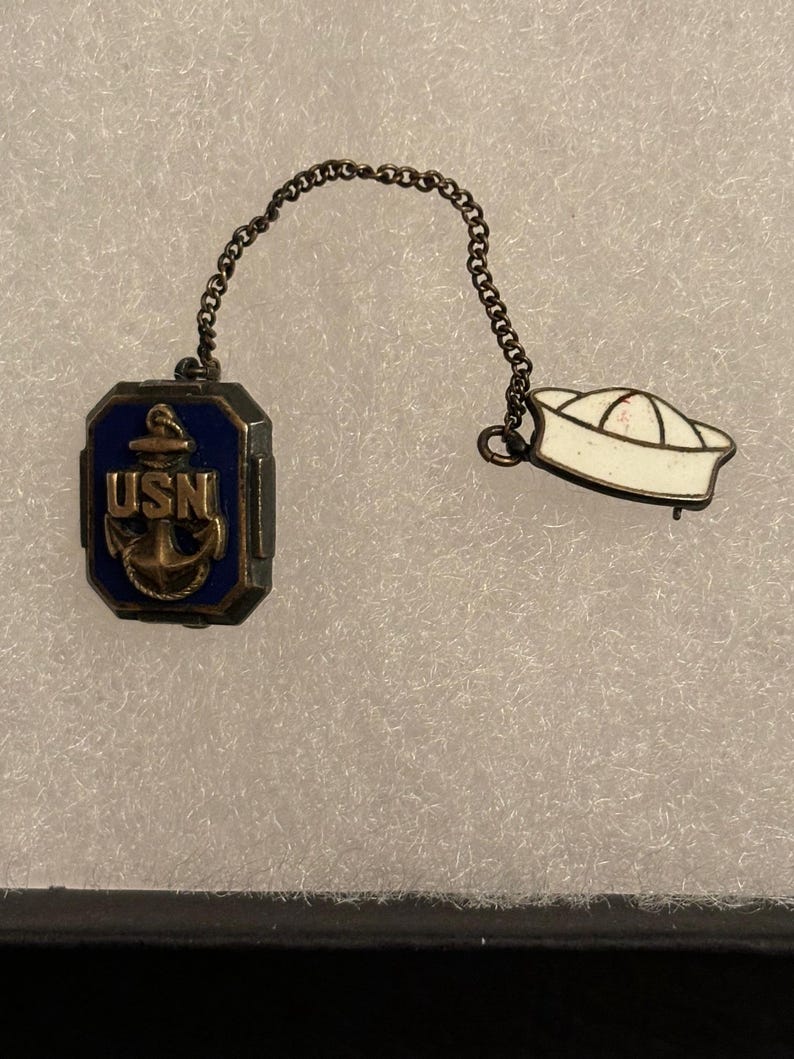 WWII Sweetheart Pins, USAAF 9th Air Division, USN, Infantry Pin ...