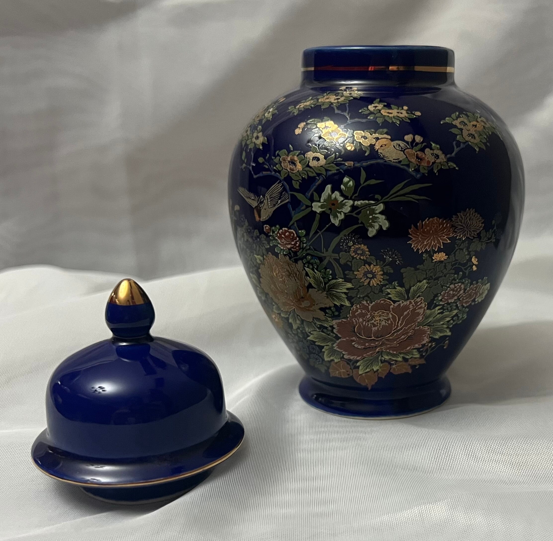 VINTAGE ANDREA by SADEK Blue Ginger Jar W/ Lid - Etsy