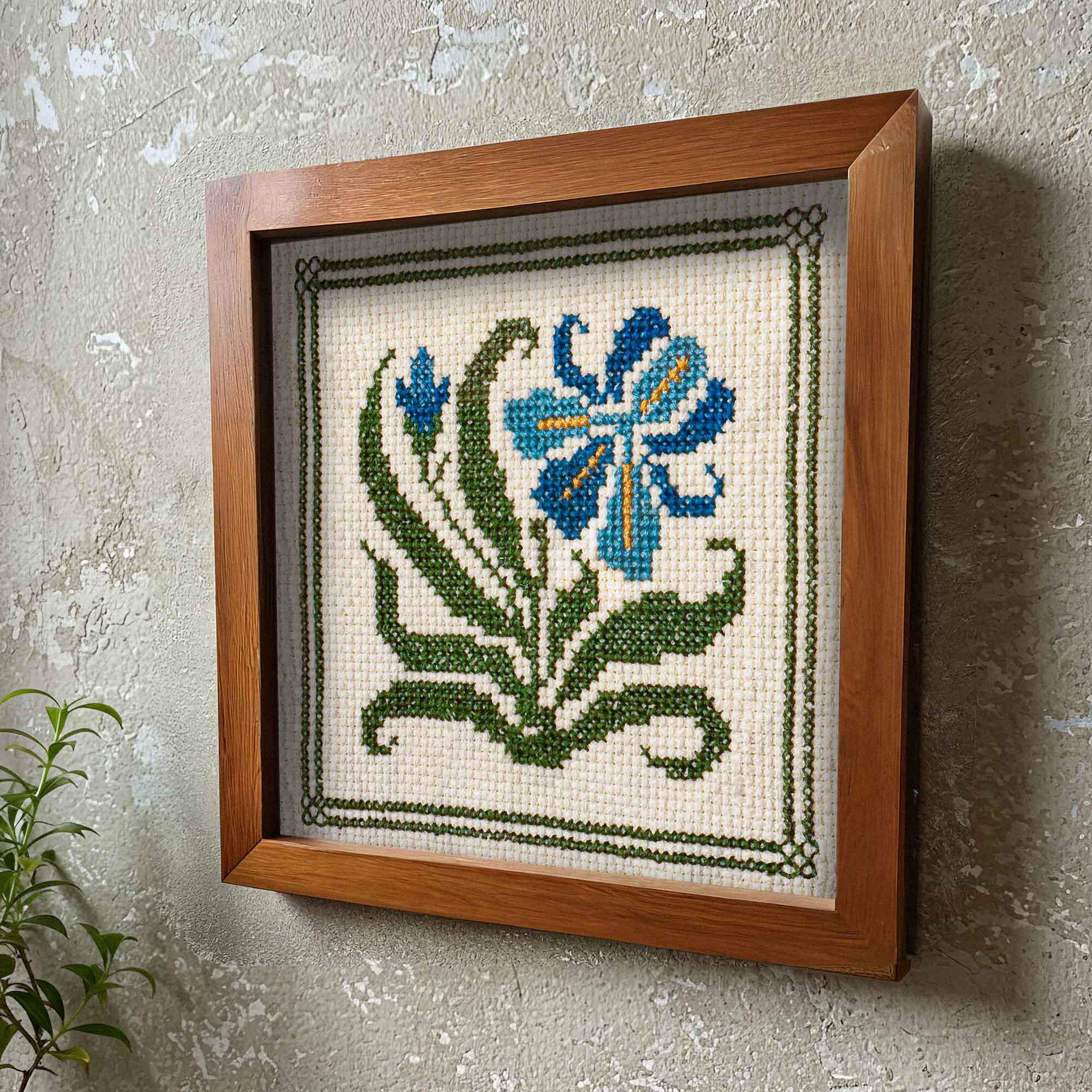 Floral Iris Cross Stitch Pattern | Cross-stitch Pattern | Symbol Chart ...