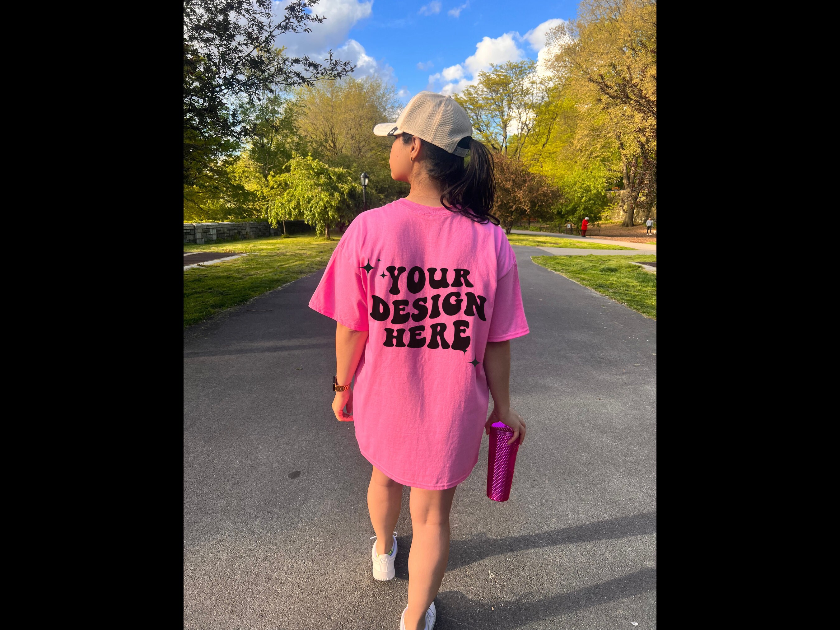 Gildan 5000 Azalea Back of Shirt Mockup Oversized Model Mockup Trendy ...