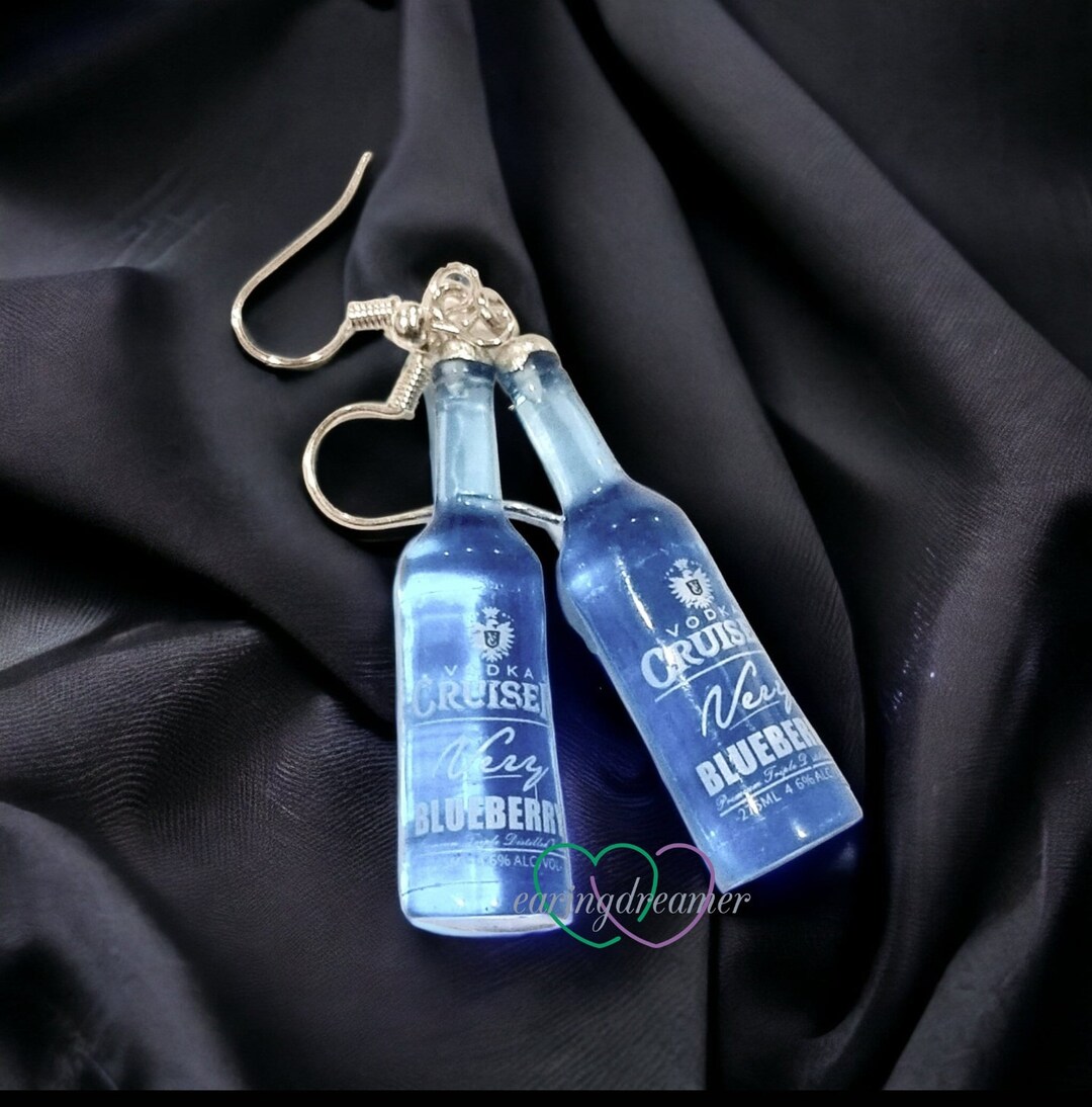 Blueberry Vodka Cruiser INSPIRED Alcohol Inspired Dangle - Etsy