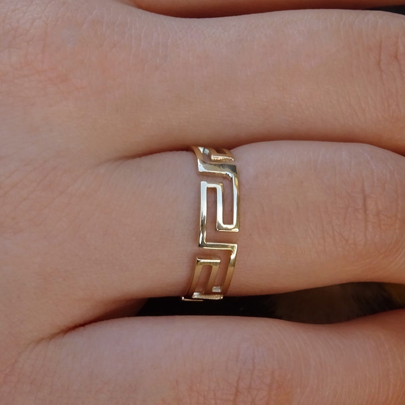 Solid Gold Greek Key Ring, Minimalist Ancient Meander Design - Etsy