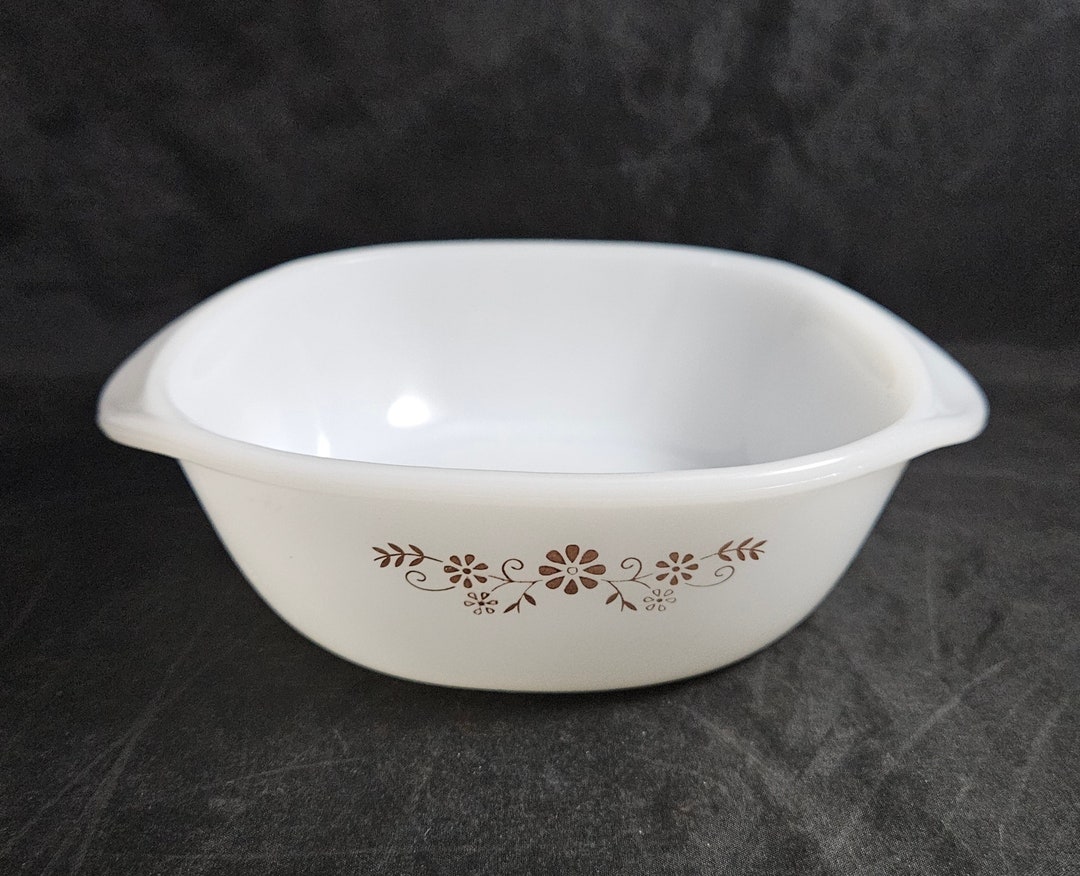 Vintage Dynaware Pyr-o-rey Brown Daisy Casserole Dish - Etsy