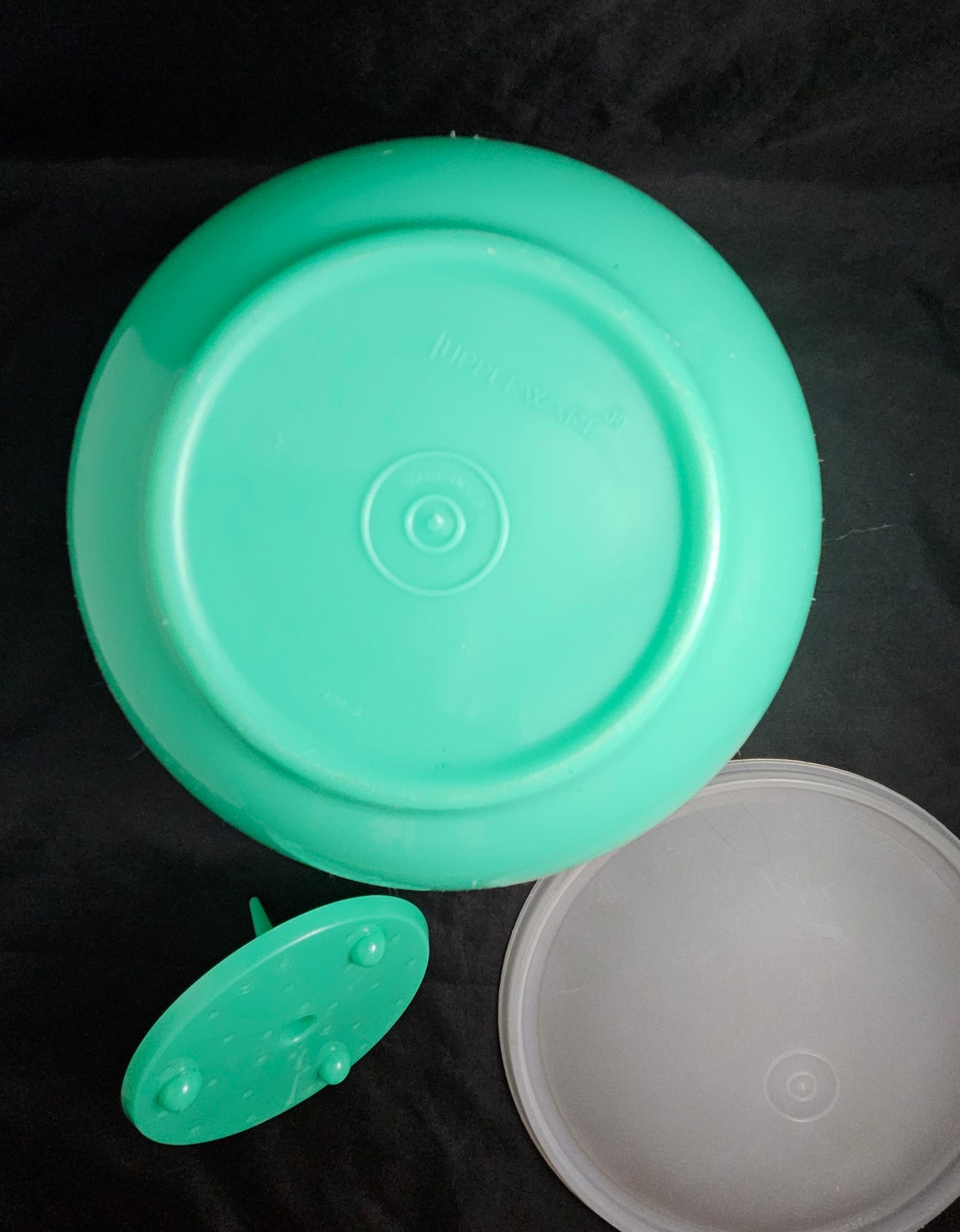 Jadeite Tupperware Lettuce Crisper Keeper 1424-3 With Domed Lid 1425-1 ...