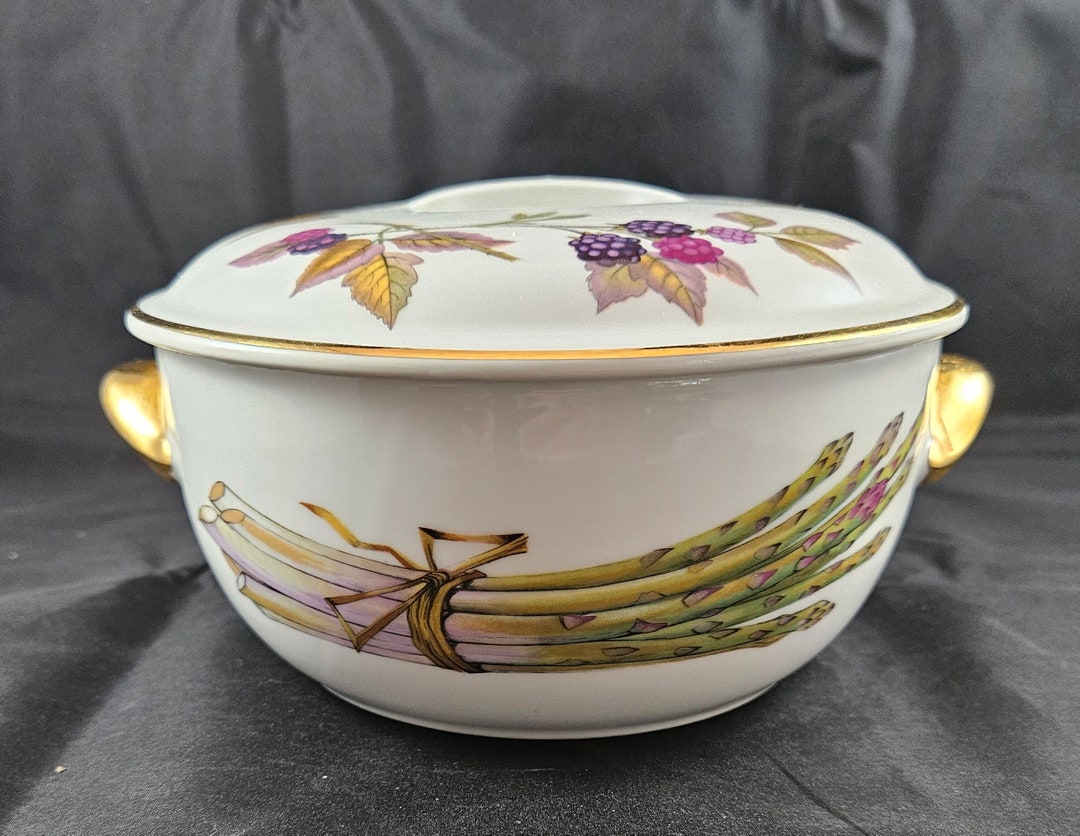 Royal Worcester Evesham Berries Asparagus Hops 1qt Oven-safe Serving ...