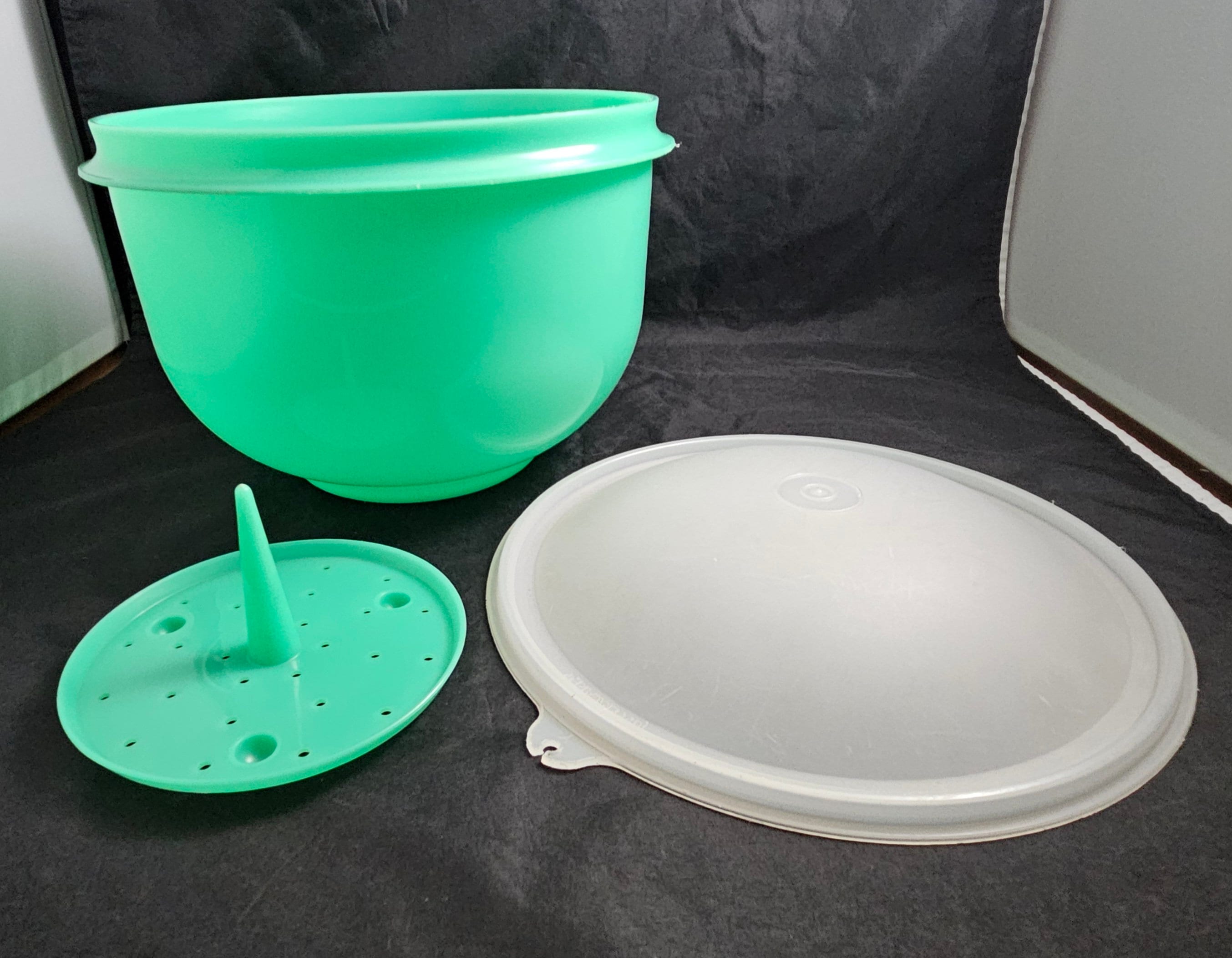 Jadeite Tupperware Lettuce Crisper Keeper 1424-3 With Domed Lid 1425-1 ...