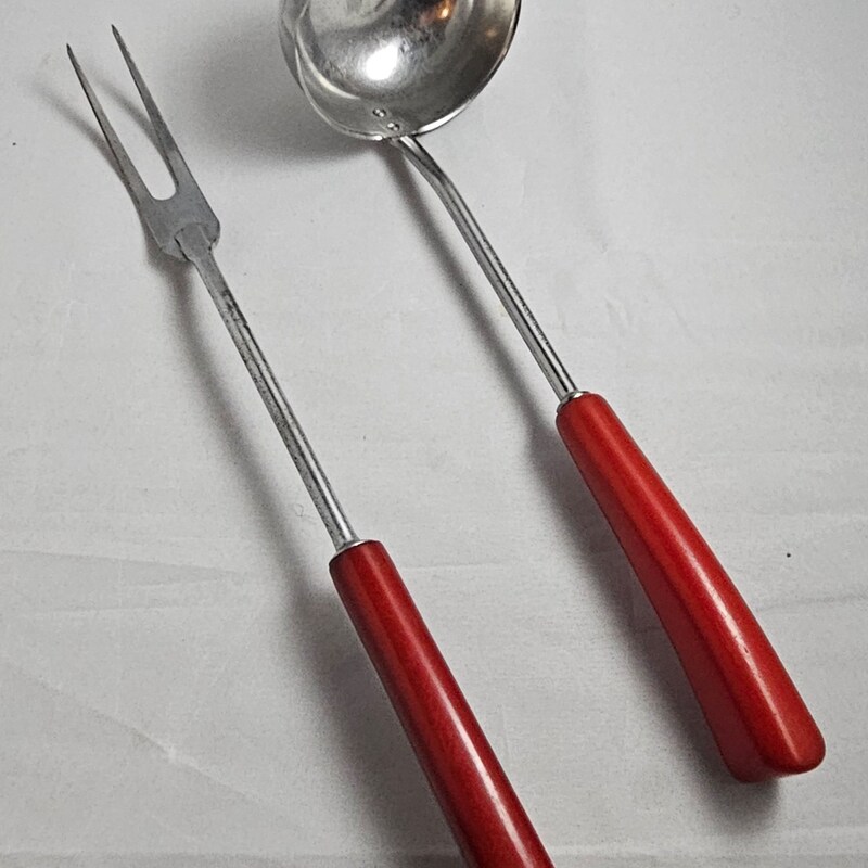 Vintage Red Bakelite - Etsy